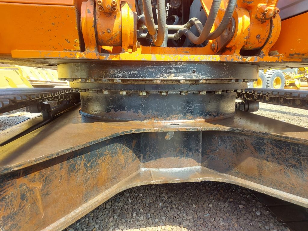 HITACHI EX330LC-5 ( SOLD OUT ) – Real Impex – Excavator Backhoe Loaders ...